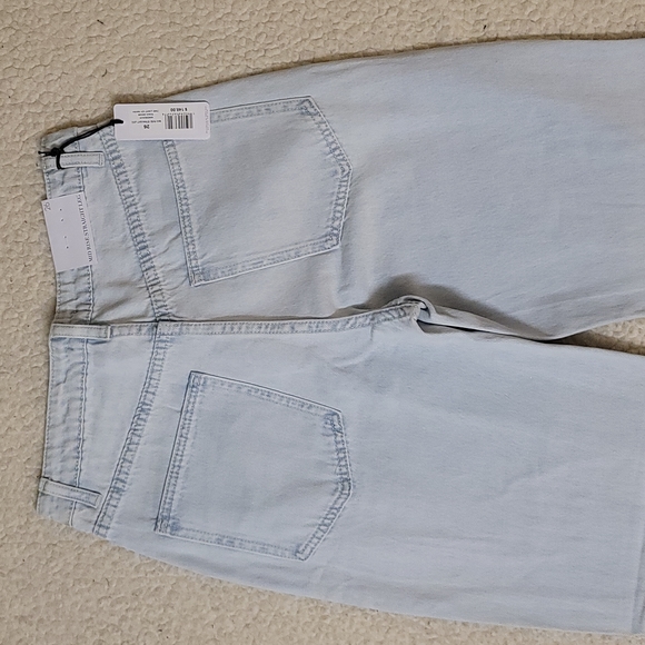 WeWoreWhat | Jeans | Nwt Weworewhat Mid Rise Distressed Straight Leg ...
